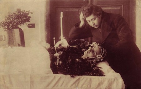 Strange Past: Post Mortem Photography | Steve Huff Hi-Fi and Photo