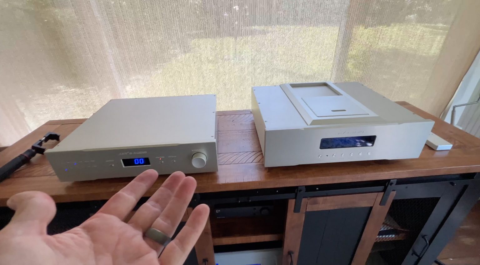 Jays Audio CDT-3 MKII, DAC-2 MKIII Review.