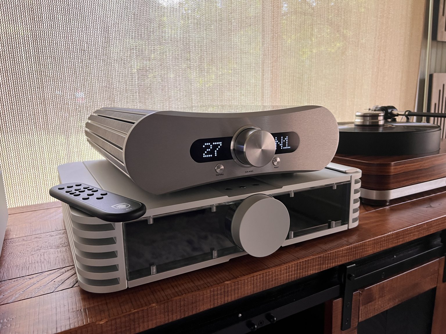 The Gato DIA-400S Integrated Amp Review. Audio Art.