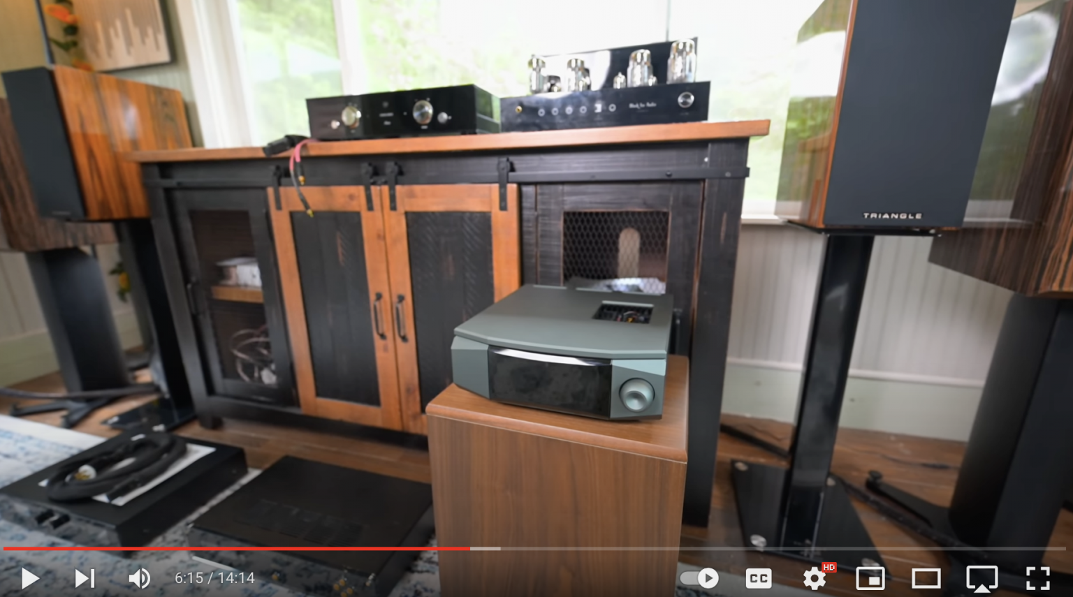 This Integrated Amp HAS SOUL. CHoco Sound EMEI.