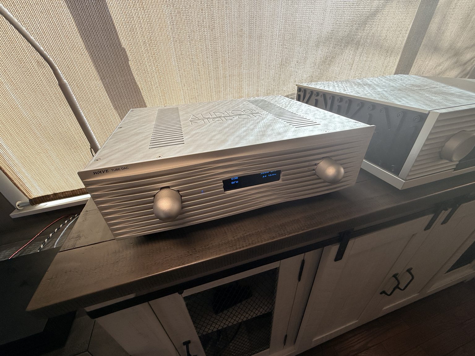The Audio Mirror Wave Tube DAC Review. Stunning HiFi.