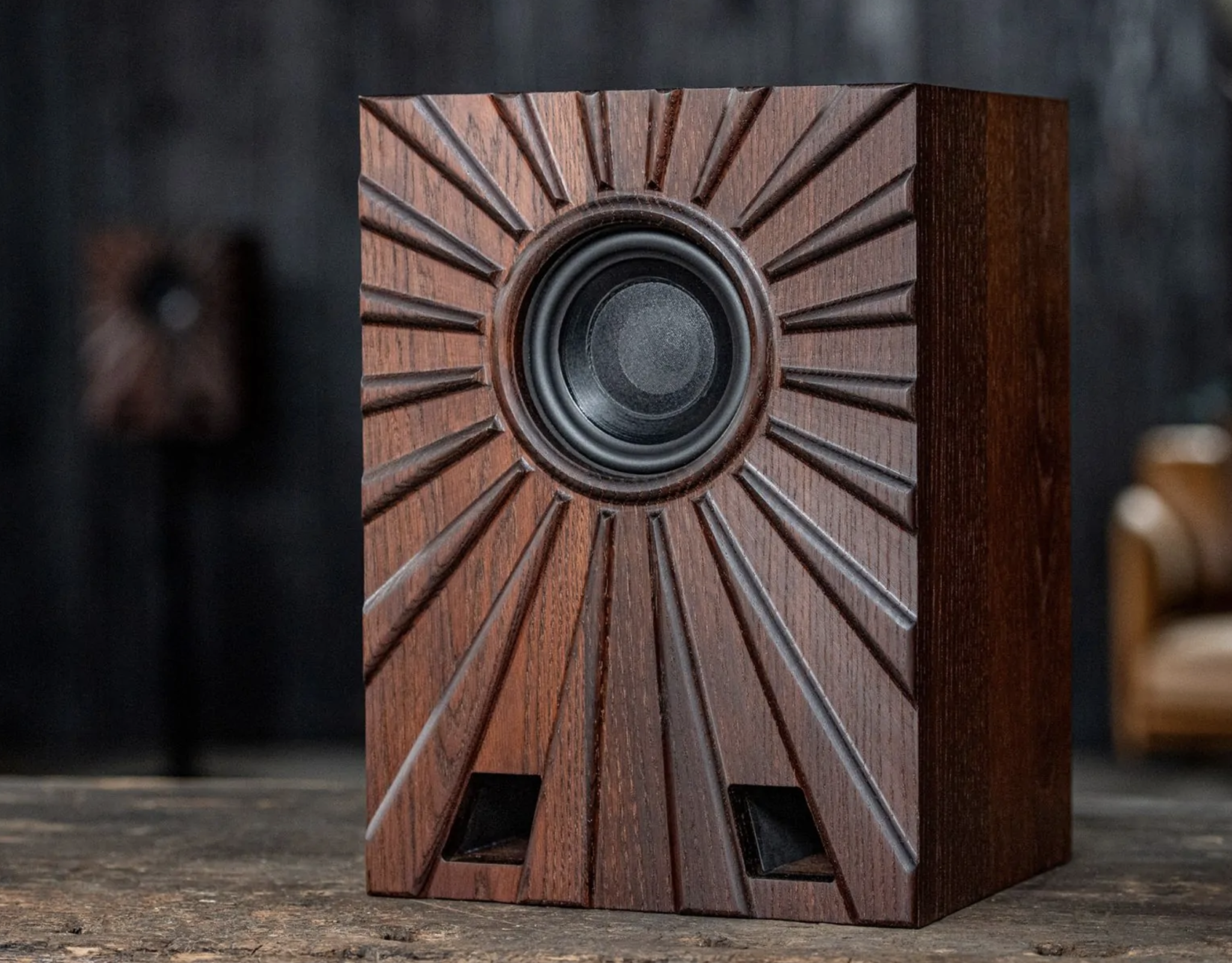 The Enleum Amp 54R Integrated sends SHIVERS down my Spine. | Steve Huff ...