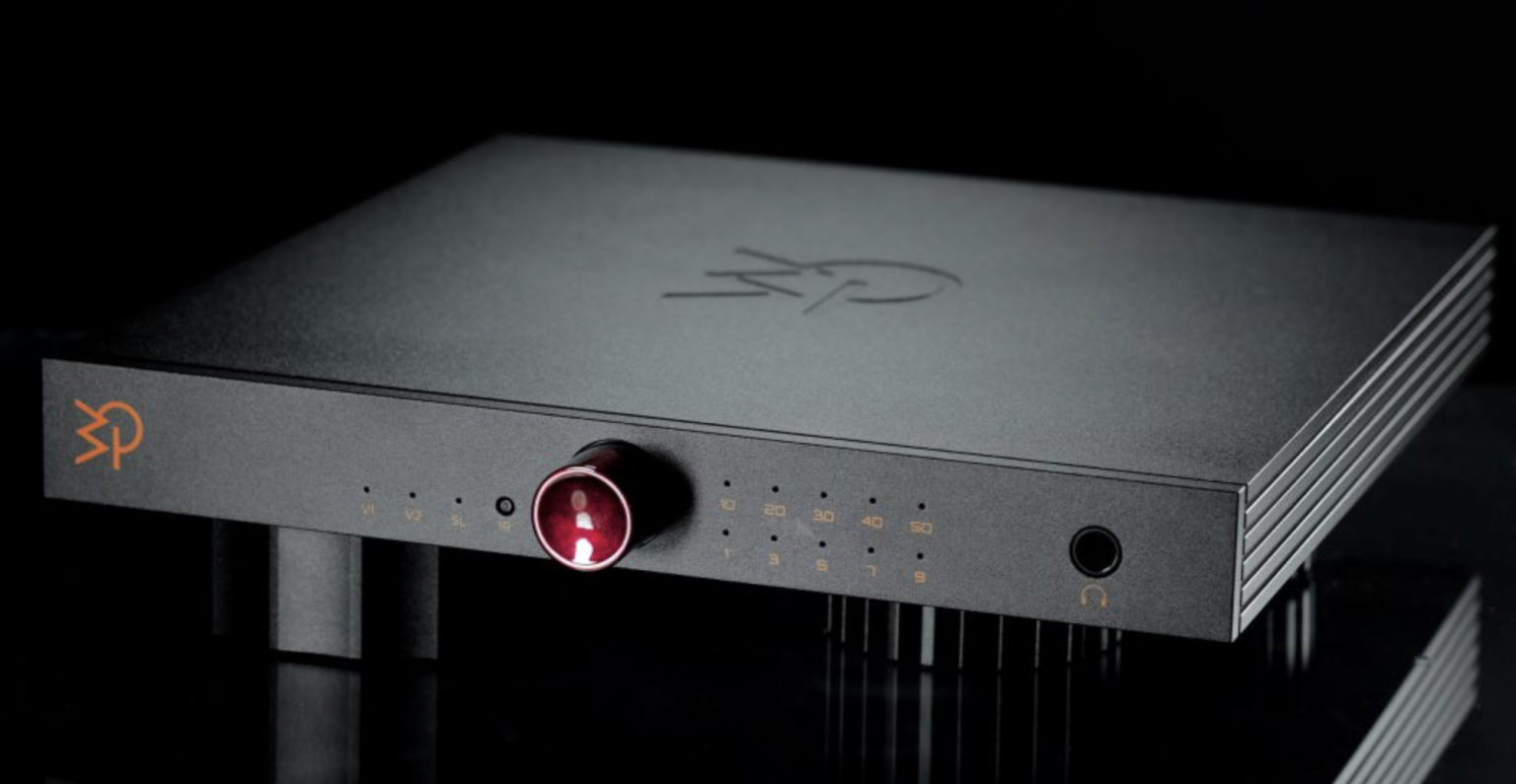 The Enleum Amp 54R Integrated sends SHIVERS down my Spine. | Steve Huff ...